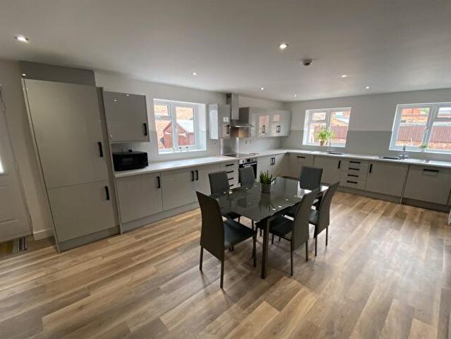 1 Bedroom Terraced House To Rent In City Road, Beeston, NG9