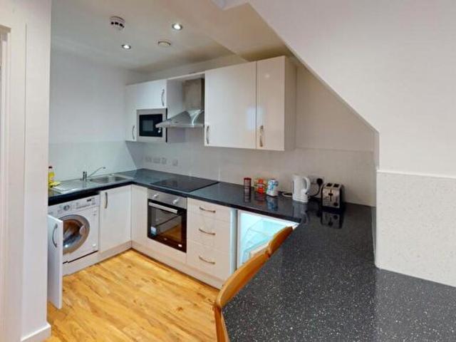 1 Bedroom Terraced House To Rent In Flat Glasshouse Street, Nottingham, Nottinghamshire, NG1