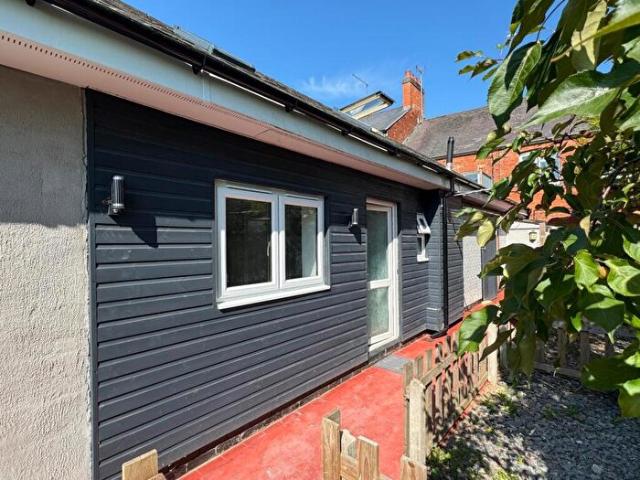 1 Bedroom Terraced House To Rent In Mews Town House Station Road, Desborough, NN14