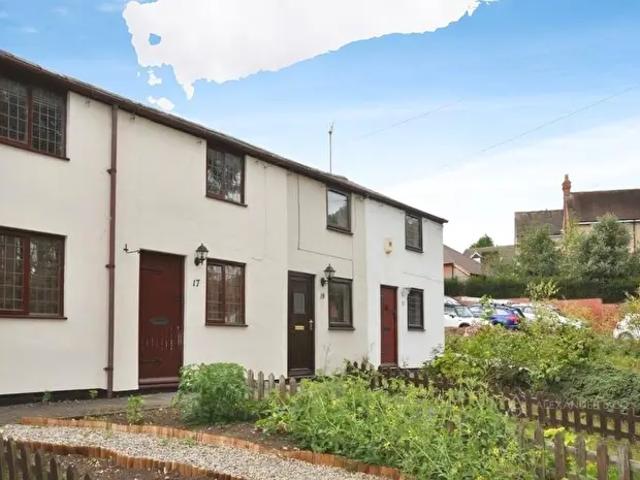 1 Bedroom Terraced House To Rent In Moreton Road, Buckingham, Buckinghamshire, MK18