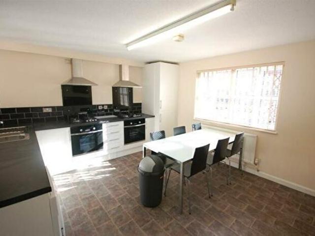 1 Bedroom Terraced House To Rent In Peveril Street, Nottingham, Nottinghamshire, NG7