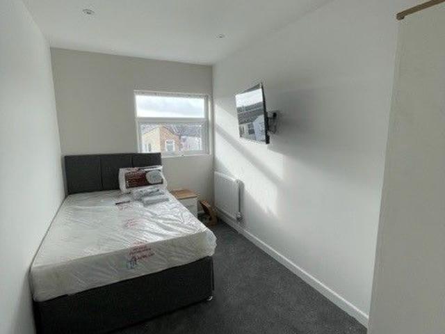 1 bedroom terraced to rent 138 Queens Road, Portsmouth, PO2