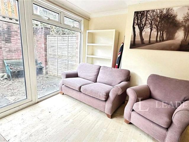 1 bedroom terraced to rent Brendon Avenue, Luton, Bedfordshire, LU2