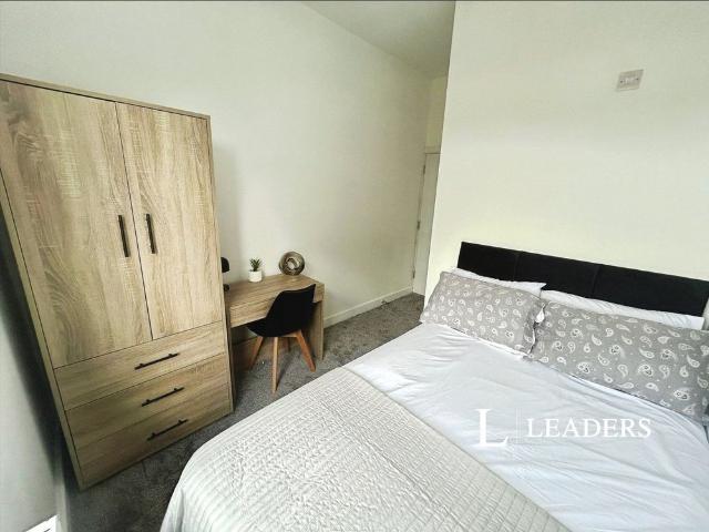 1 bedroom terraced to rent King Street, Cross Heath, Newcastle, Staffordshire, ST5