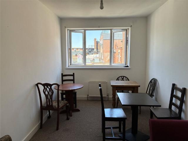 1 bedroom terraced to rent Kingston Road, Portsmouth, Hampshire, PO2