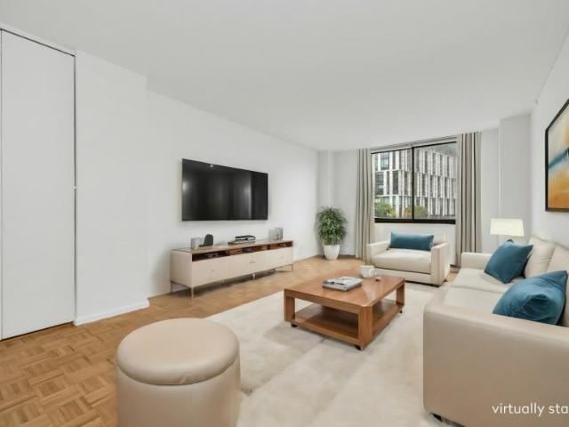1 bedroom, Tribeca NY 89700542