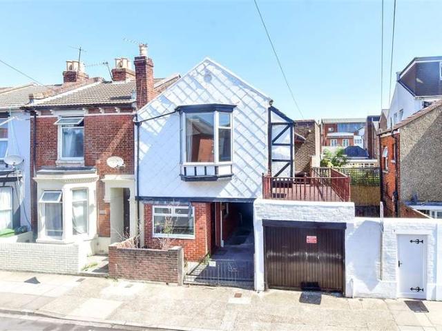 1 Bedroom Unique Property