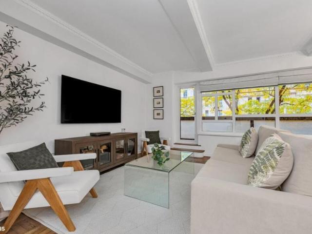1 bedroom, Upper East Side NY LS102245005