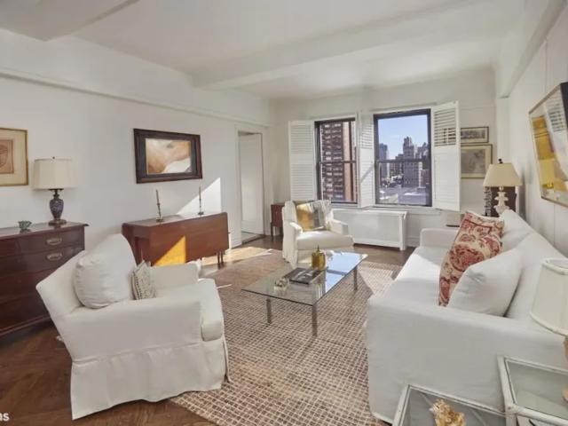 1 bedroom, Upper East Side NY LS102245178