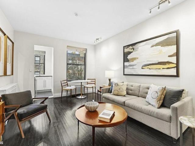 1 bedroom, Upper East Side NY 98818424