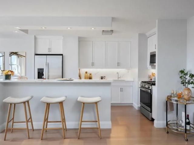 1 bedroom, Upper West Side NY 102245111
