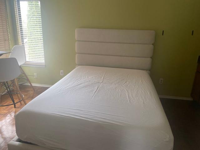 1 Bedroom/Bath in West Bloomfield Condo