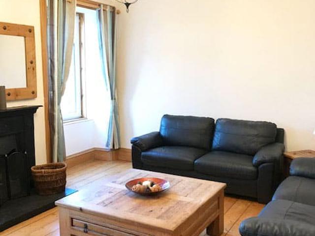 1 bedroomed top floor apartment