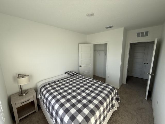 1 Bedroom/Private bathroom in Davenport