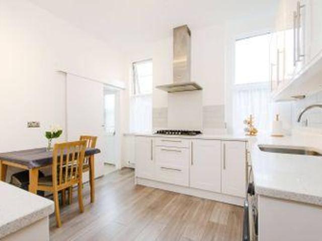 1 Bedrooms Maisonette for rent in Cunningham Park, Harrow HA1