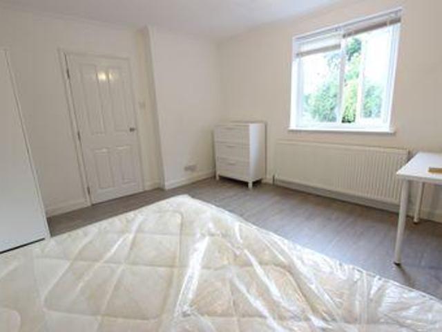 1 Bedrooms Maisonette for rent in Goldings Crescent, Hatfield AL10