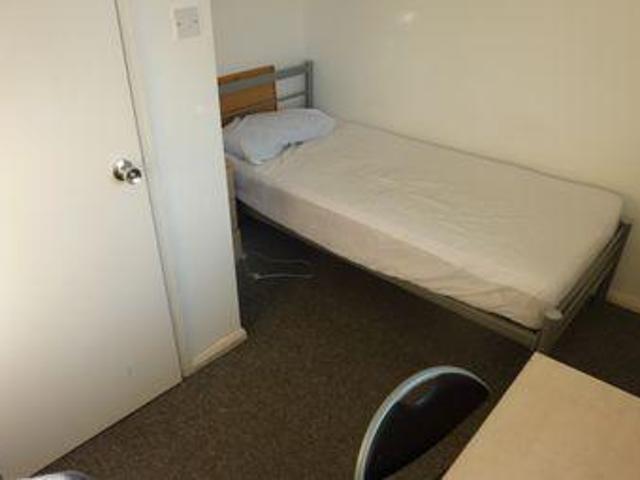 1 Bedrooms Maisonette for rent in Goldings Crescent, Hatfield AL10