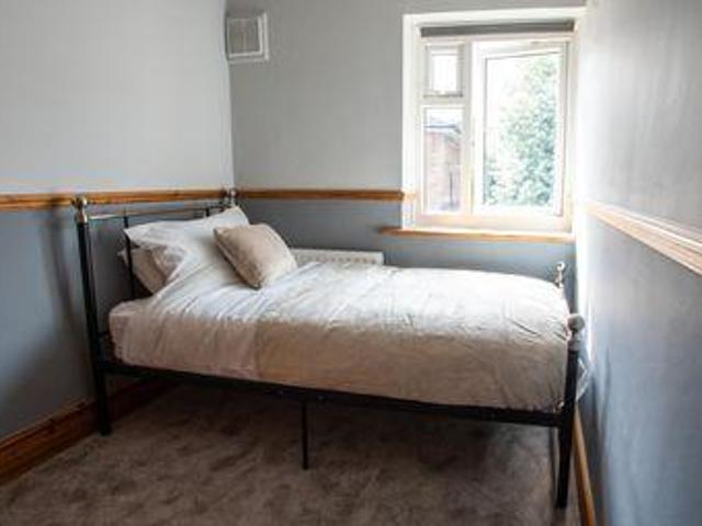 1 Bedrooms Maisonette for rent in Wenlock Street, Old Street N1