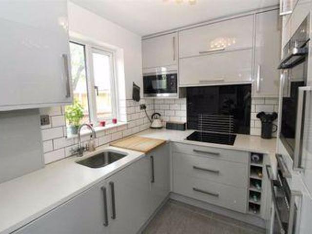 1 Bedrooms Maisonette for sale in Bentall Close, Willen, Milton Keynes MK15