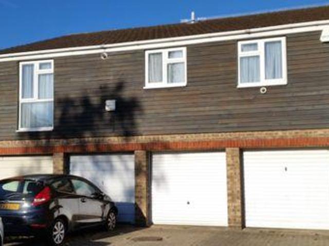 1 Bedrooms Maisonette for sale in Rochfords Gardens, Slough SL2