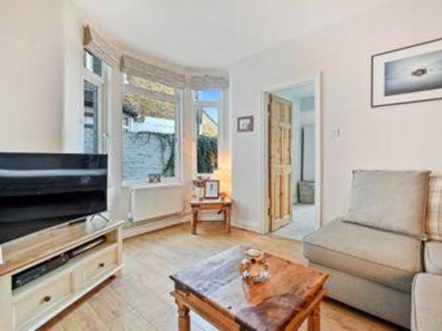 1 Bedrooms Maisonette for sale in Tolworth Park Road, Tolworth, Surbiton KT6