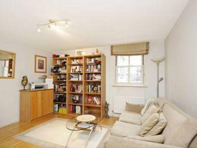 1 Bedrooms Mews house for rent in Brook Mews North, London W2