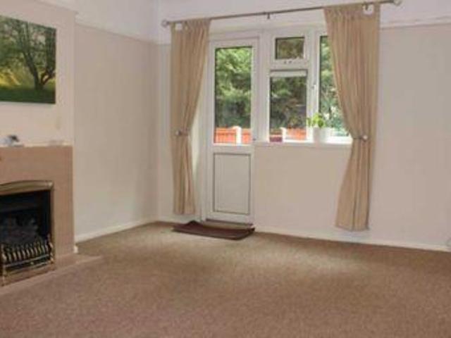 1 Bedrooms Bungalow for rent in Arundel Close, London E15