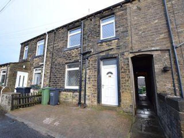 1 Bedrooms Cottage for rent in Crosland Hill Road, Huddersfield HD4