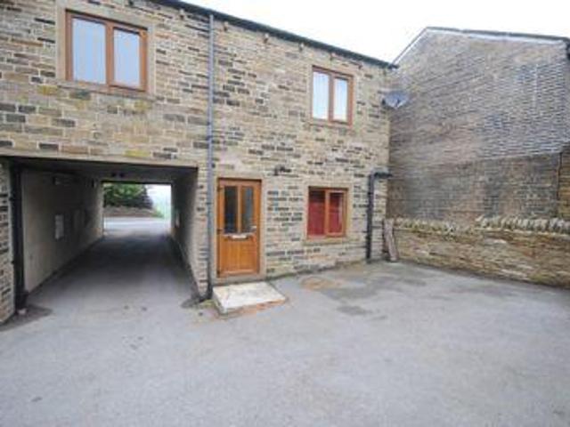 1 Bedrooms Cottage for rent in Ambler Thorn, Queensbury, Bradford BD13