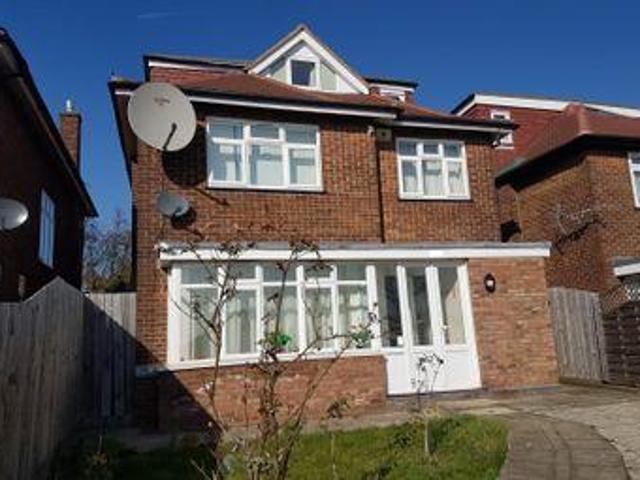 1 Bedrooms Detached house for rent in Dollis Hill Lane, London NW2