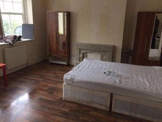 1 Bedrooms Detached house for rent in Ewell Rd, Surbiton KT6