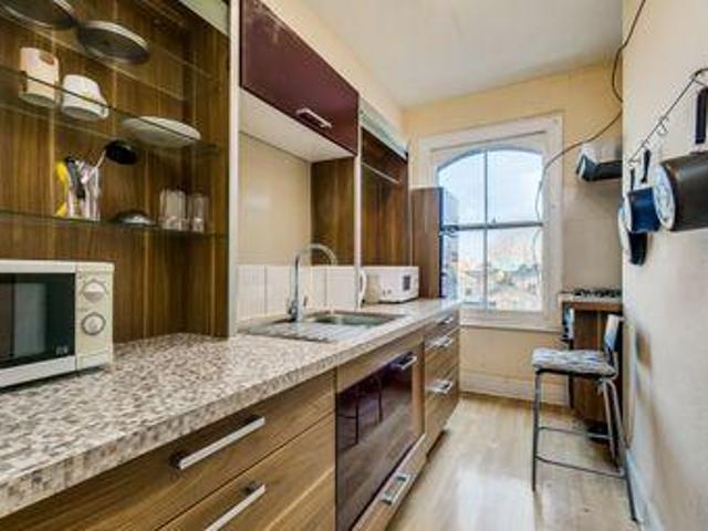 1 Bedrooms Detached house for rent in Ferndale Road, Brixton SW9