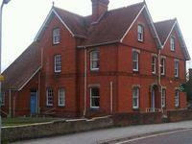 1 Bedrooms Detached house for rent in Queen Street, Gillingham SP8