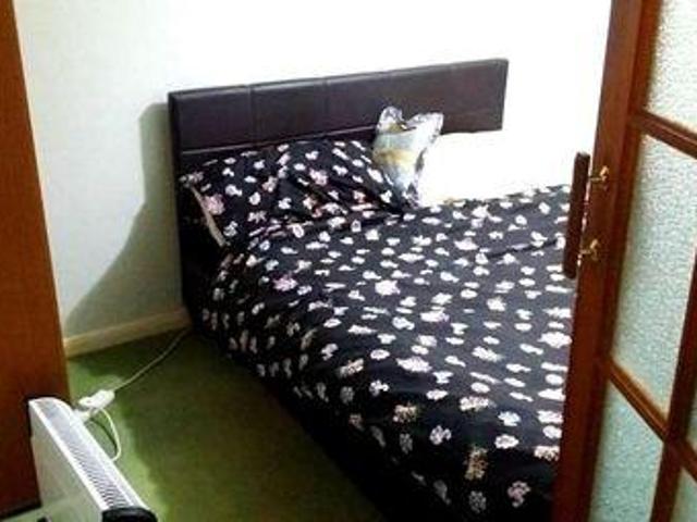 1 Bedrooms Detached house for rent in Saint Helier Avenue, Morden SM4