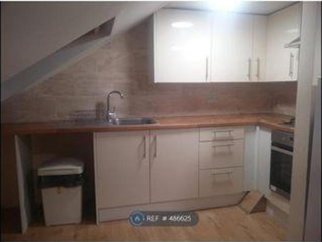 1 Bedrooms Detached house for rent in Thorold Road, Ilford IG1