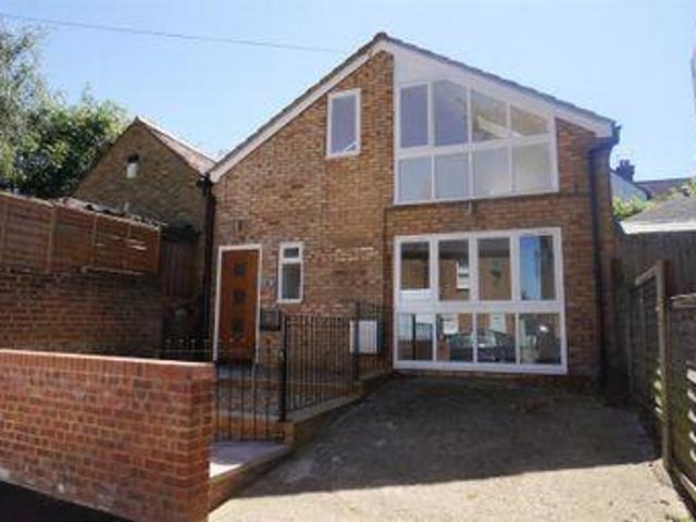 1 Bedrooms Detached house for sale in Cromwell Road, Hertford SG13