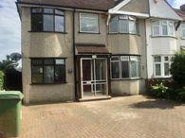 1 Bedrooms End terrace house for rent in Montrose Avenue, Welling DA16