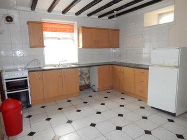 1 Bedrooms End terrace house for rent in Church Hill, Dewsbury WF13