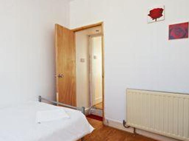 1 Bedrooms End terrace house for rent in Herbert Street, Stratford E13
