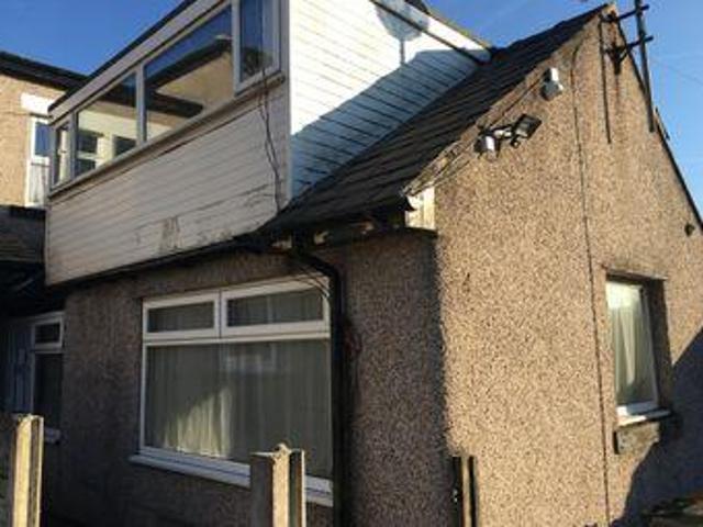 1 Bedrooms End terrace house for rent in Rochdale Road East, Heywood OL10