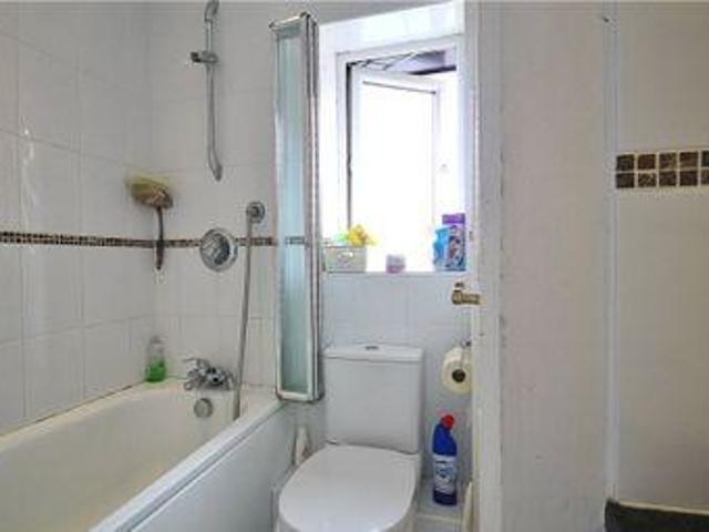 1 Bedrooms End terrace house for sale in Coniston Court, Lightwater, Surrey GU18