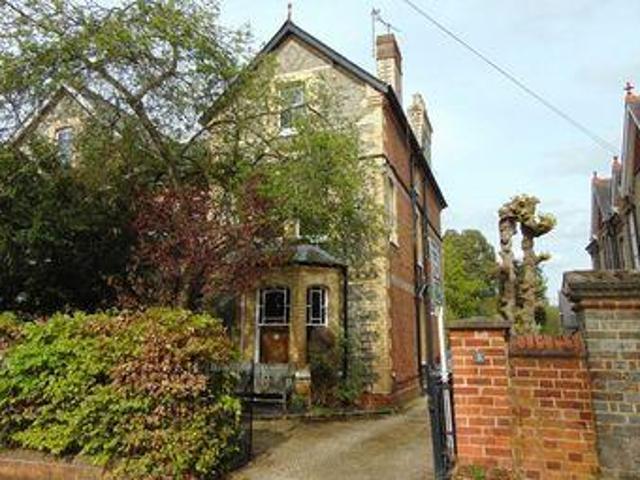 1 Bedrooms Flat for rent in 3 Alexandra Road, Reading, Berkshire RG1