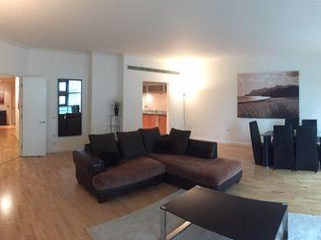 1 Bedrooms Flat for rent in 3 South Quay Square, Canary Wharf, London E14
