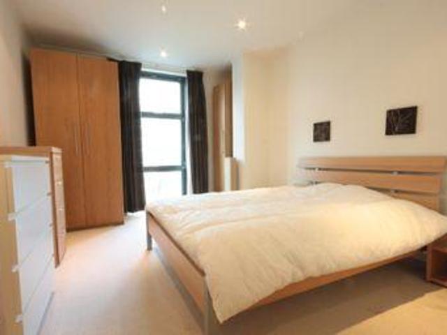 1 Bedrooms Flat for rent in 3 South Quay Square, Canary Wharf, London E14