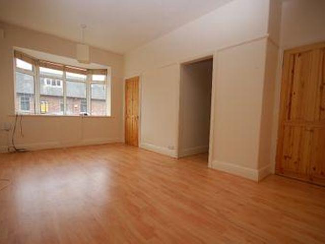 1 Bedrooms Flat for rent in 102A Water Lane, Wilmslow, Cheshire SK9