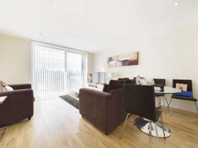 1 Bedrooms Flat for rent in 11 Merryweather Plc, Greenwich High Rd, Greenwich, London SE10