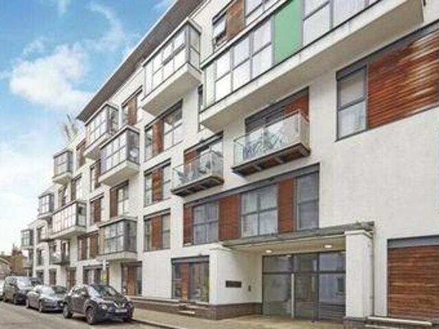 1 Bedrooms Flat for rent in 11 Point Pleasant, London SW18
