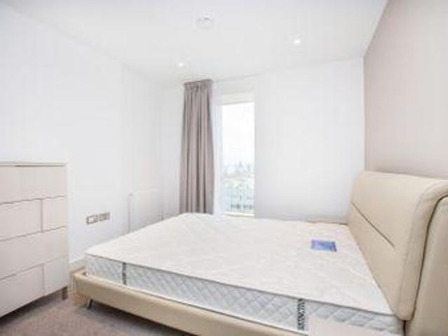 1 Bedrooms Flat for rent in 120, Elephant Road, London SE17