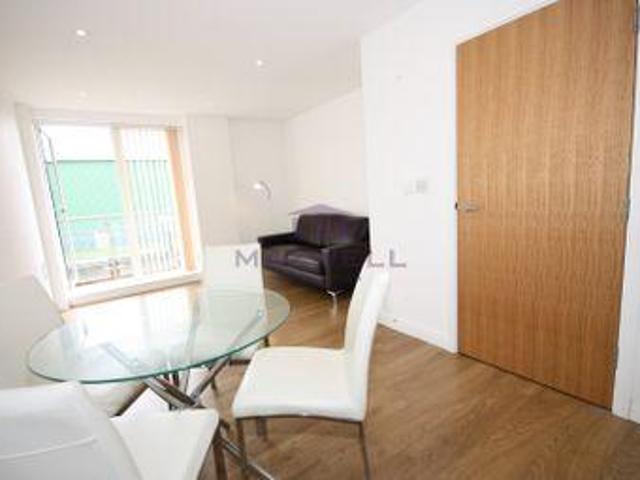 1 Bedrooms Flat for rent in 15 Seven Sea Gardens, Bow, London E3