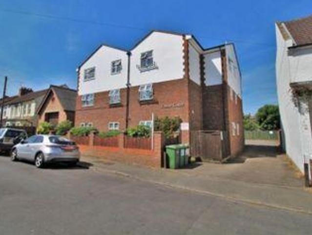 1 Bedrooms Flat for rent in 16A Chandler Road, Bexhill On Sea TN39